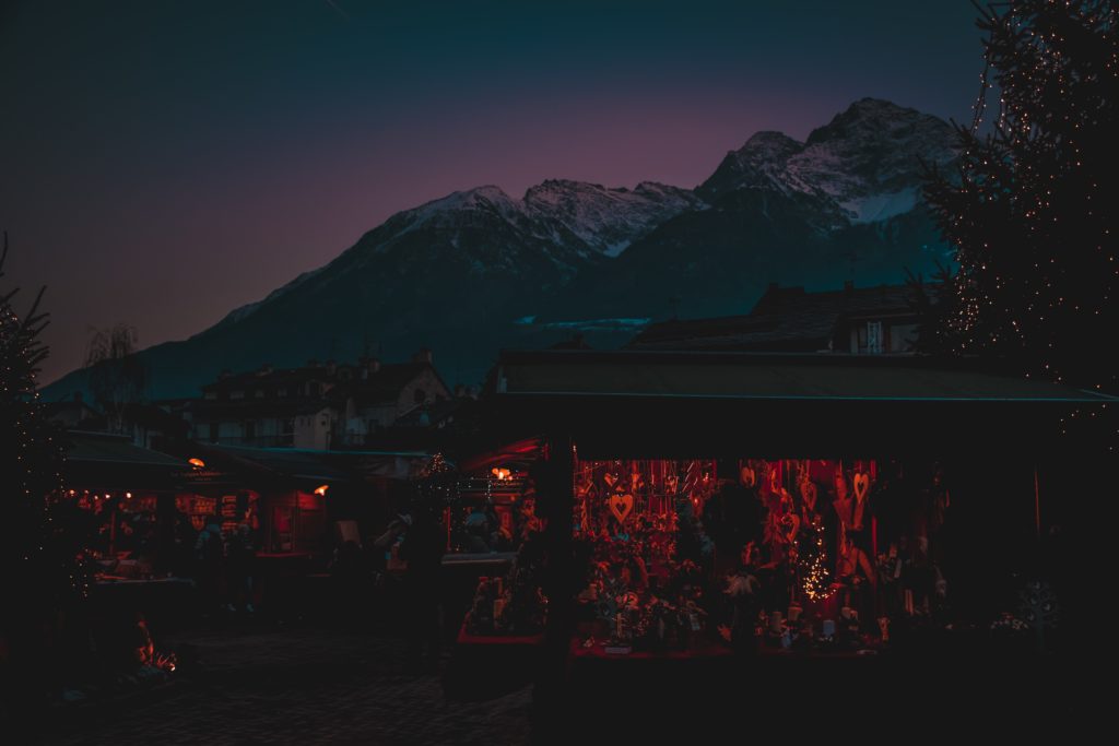 The Power of Going It Alone & Solitude -6 Things to do Alone
