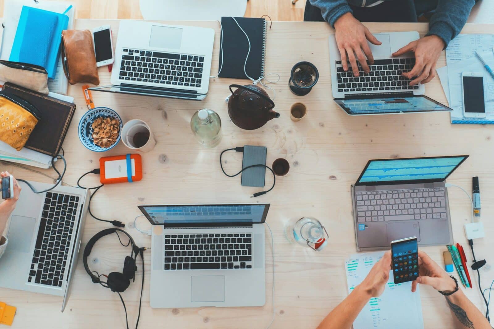 8 Practical Ways How to Be Offline and Reclaim Your Time - LifeDev.net